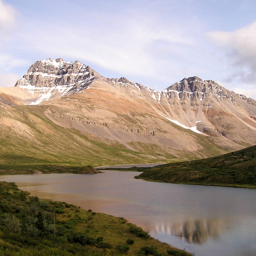 Bonnet Plume River: Yukon's Last Frontier Canoe Route — Ruby Range ...